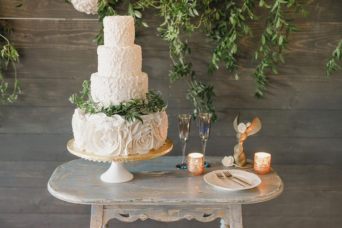 Plumeria Cake Studio | Delicious Cakes and Treats for Orange County